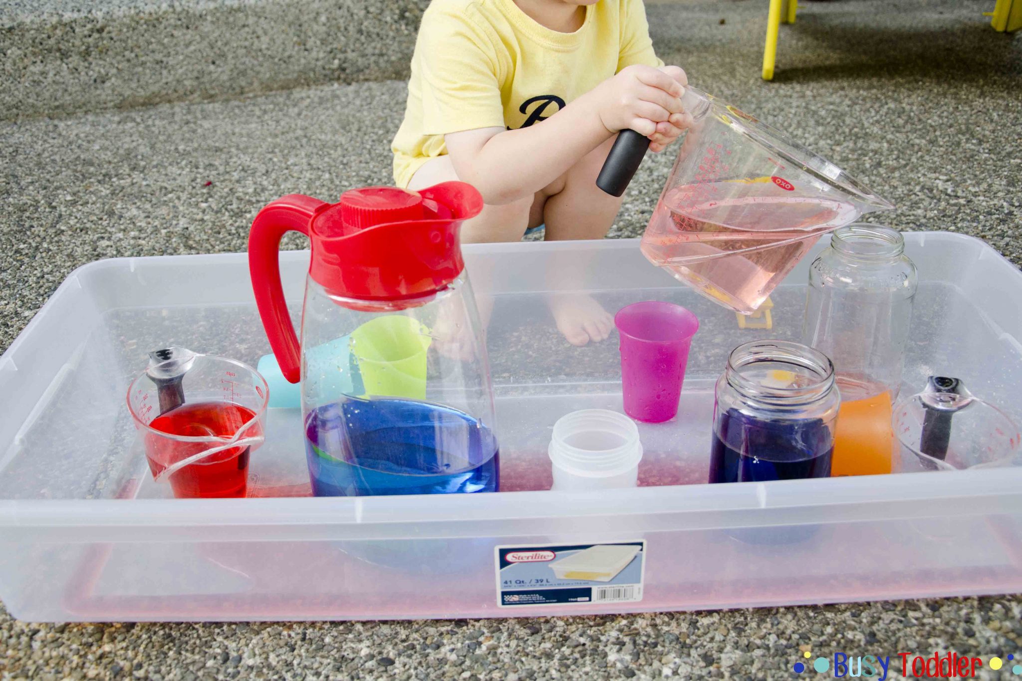MESSY PLAY WATER COLOURS - Science2Life